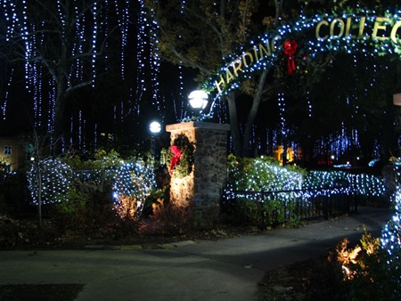 Out in the Back Yard: Harding University Christmas Cheer